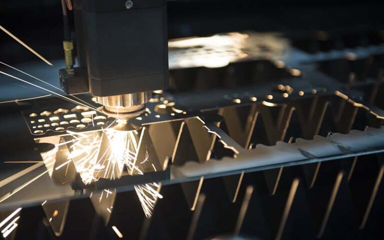 Oxygen vs. Nitrogen Laser Cutting-How to Choose?